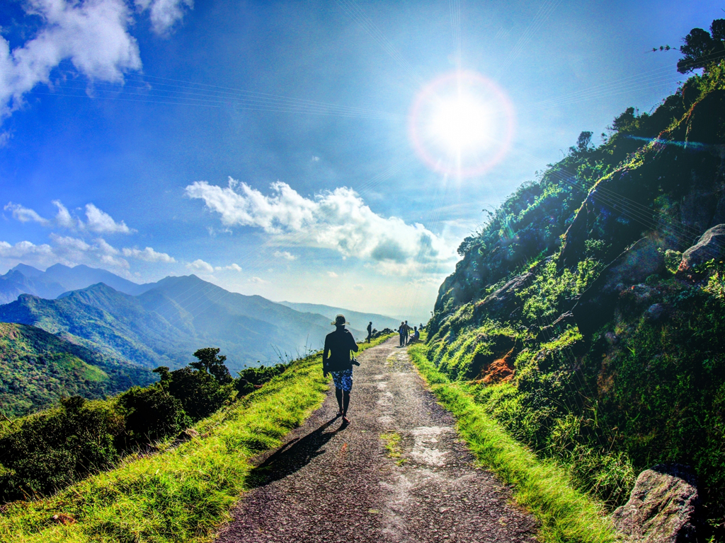 Hanthana Mountain Sri Lanka for Trekking and Hiking